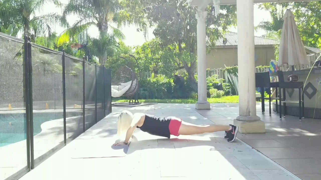 Push-ups by the pool #poolside #pushups #Forever - YouTube