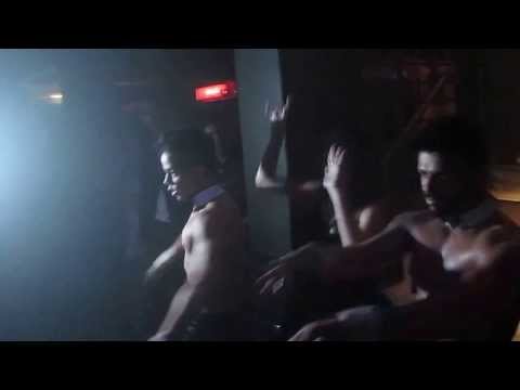 Rodrigo Resende dançando - Gogo Boy Festa de 15 anos em Uberaba