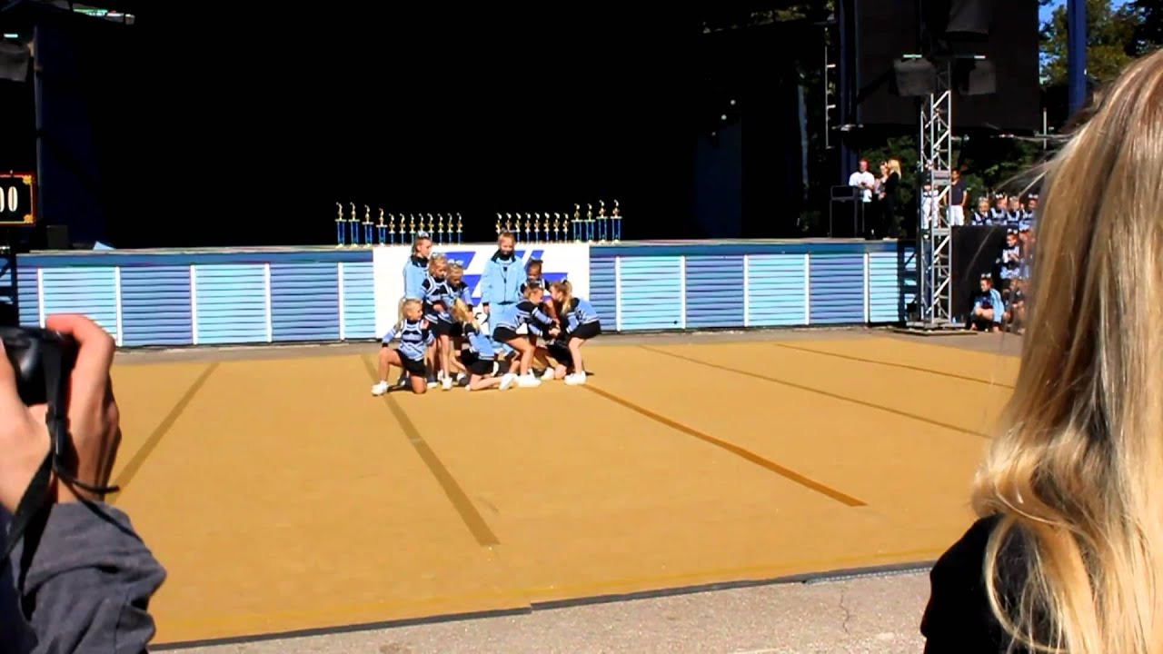 Rockets Apollo, Scandinavian Cheer Trophy 2010 - YouTube