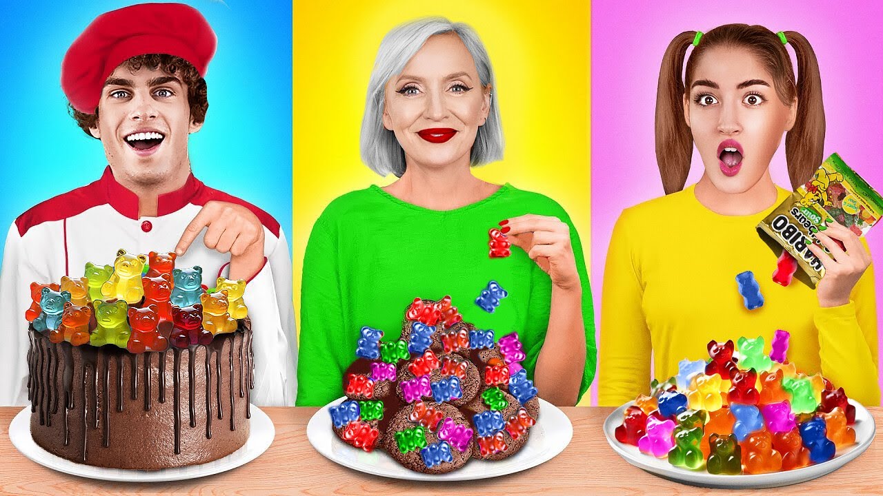 ME VS GRANDMA COOKING CHALLENGE | Funny Cake Decorating Ideas by 123 GO ...