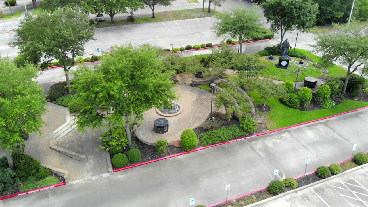 A fly over at St. Ignatius Loyola Catholic Church in Spring, TX. - YouTube