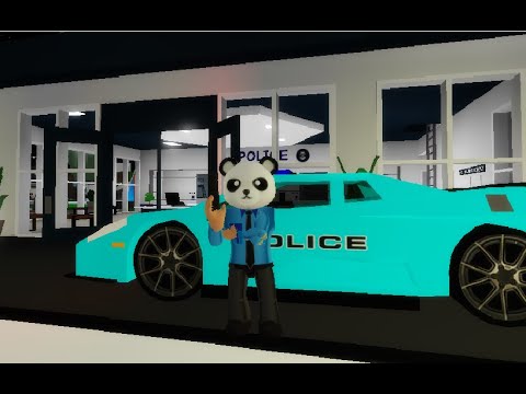 BEING A POLICE OFFICER IN BROOKHAVEN | ROBLOX BROOKHAVEN RP - YouTube