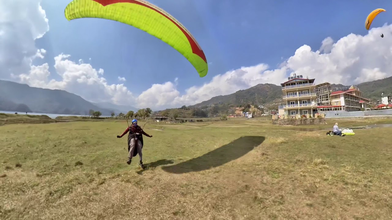 Fly 4 seasons paragliding coach Darren - YouTube