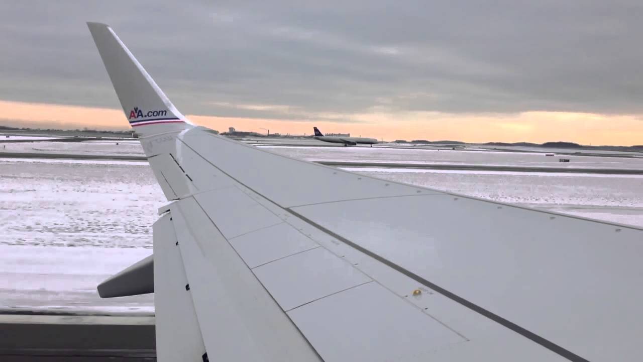 Boeing Take-off @Boston SNOW - YouTube