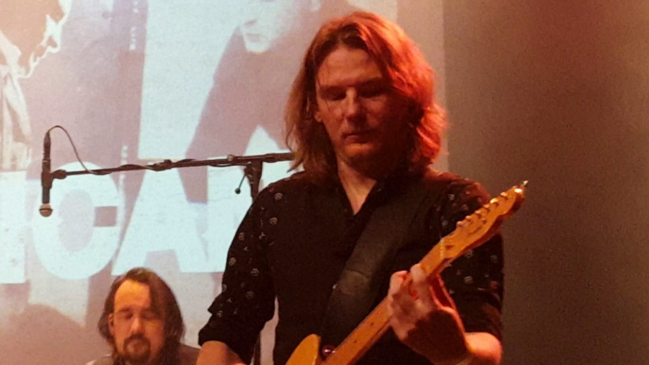 Medley Def Amaricans sings Johnny Cash - YouTube