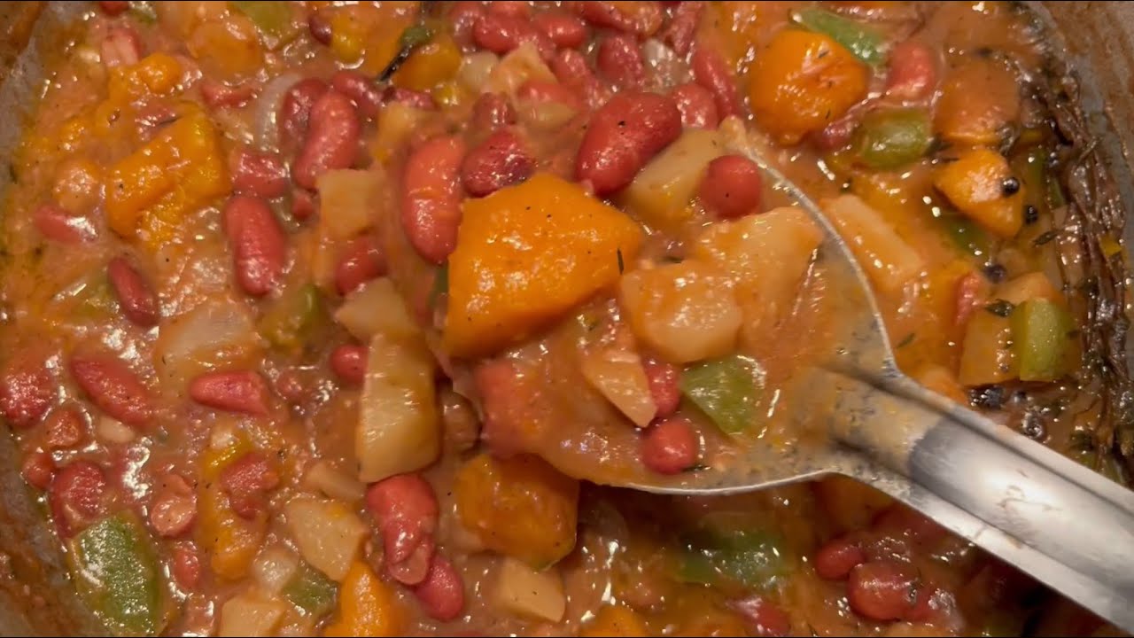 “Quick and Easy Meatless Stew Peas-Perfect for Any Diet!” - YouTube