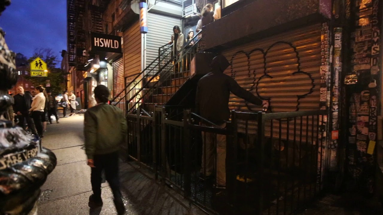 MQUE NO FCKS GIVIN' GRAFFITI NYC 18 - YouTube