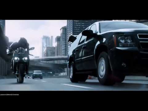 Deadpool Otoban Çatışması & Araba Takla Sahnesi