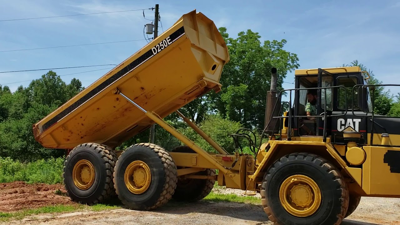 1997 CAT D250E - YouTube