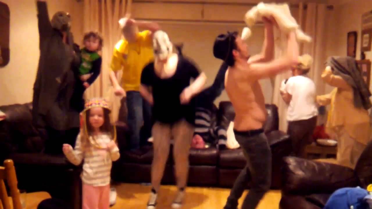The Harlem Shake Easter Sunday Special - YouTube