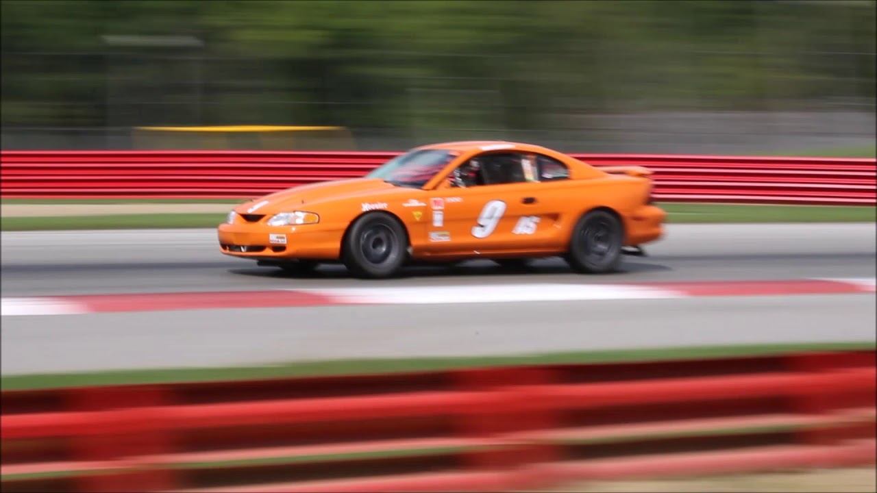 2016 SCCA run offs AS GT2 etc practice - YouTube