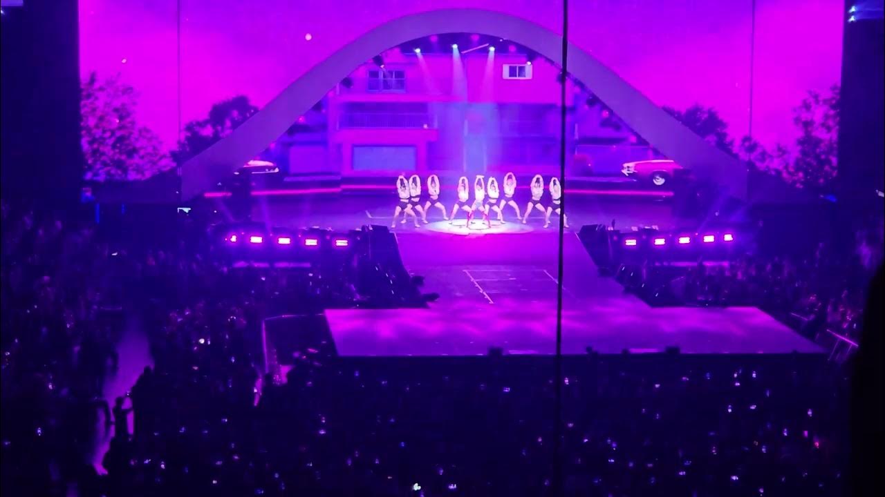 [Mina Solo Stage] 7 Rings Cover - TWICE Ready to Be World Tour Toronto Day 1 Fancam [230702 ...