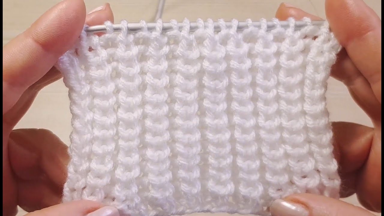 Easy Knitting Pattern for Beginners! How to knit! Ep.10 of 100! - YouTube