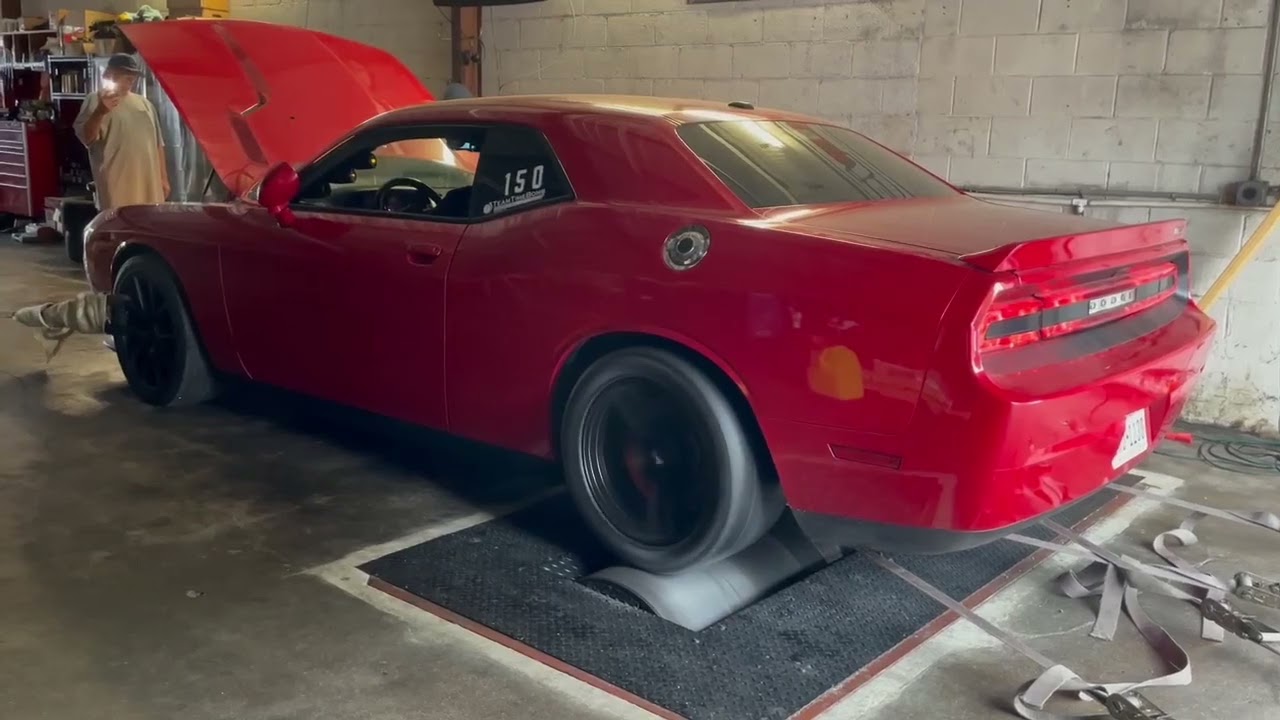 Twin Turbo Challenger on the rollers. @Demon Performance @Satera Tuning ...