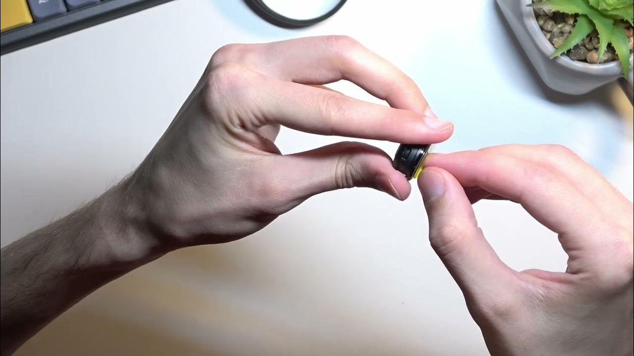 How To Put Screen Protector On XIAOMI Mi Band 7 Screen Protector how-to-put-screen-protector-on-xiaomi-mi-band-7-screen-protector