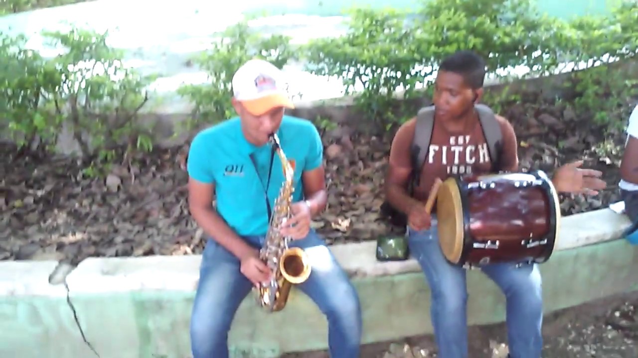 *Pambiche*, ''Saxofón'' y *Merengue Tradicional* |-GT- - YouTube