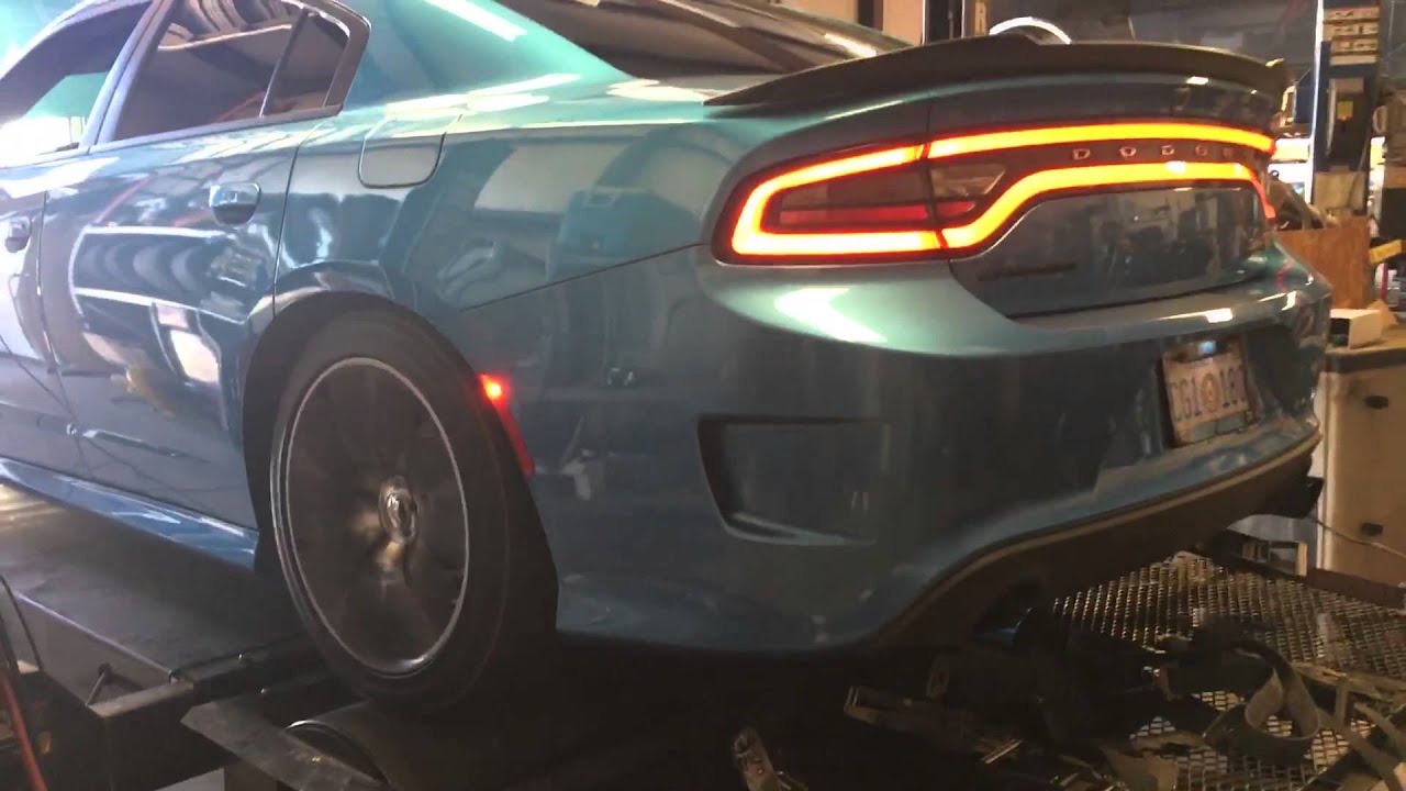 2015 Scat Pack Charger DYNO Tune - YouTube