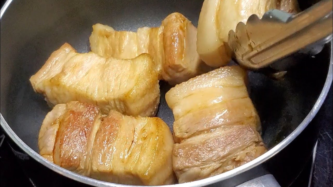 Making Okinawan Rafute (Braised Pork Belly) Using Tare - YouTube