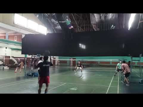 MABAR BADMINTON DI BIKASOGA BANDUNG - YouTube