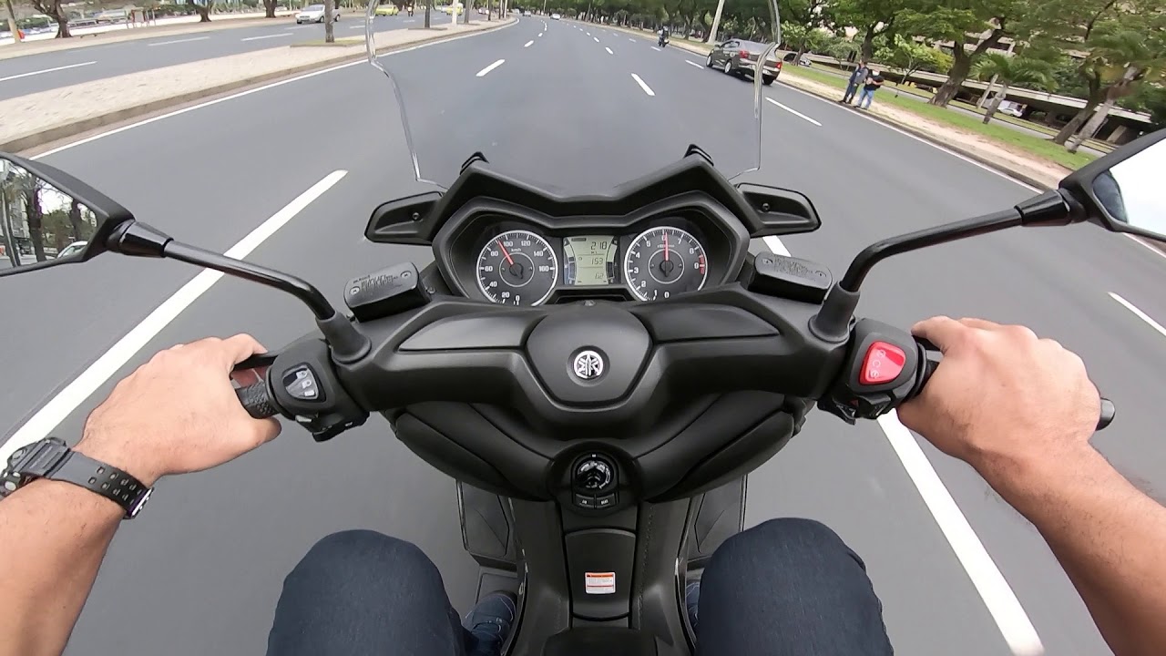 TEST RIDE PARTE 2 X MAX 250 YAMAHA - YouTube