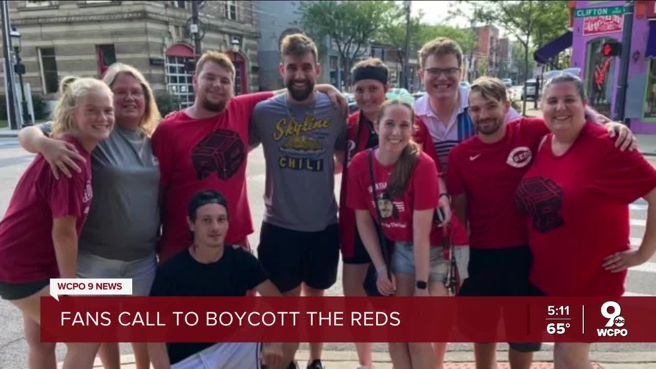 Reds fans are frustrated with all the changes - YouTube