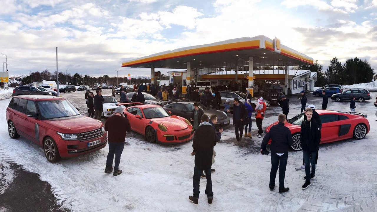 We Spent 3 Hours At A Petrol Station [Snow Tour] - YouTube