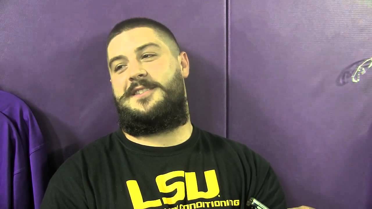LSU fullback Conner Neighbors embraces his inner 'Bonesaw' | Video ...