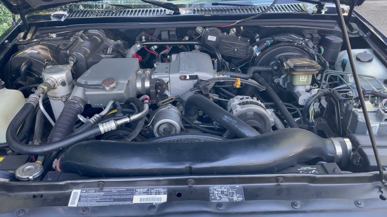 1991 Chevy Syclone engine. Video 1 of 4. - YouTube