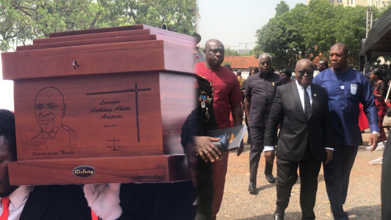 Wow! Watch how Lawyer Akoto Ampaw Body was carried away by pallbearers ...