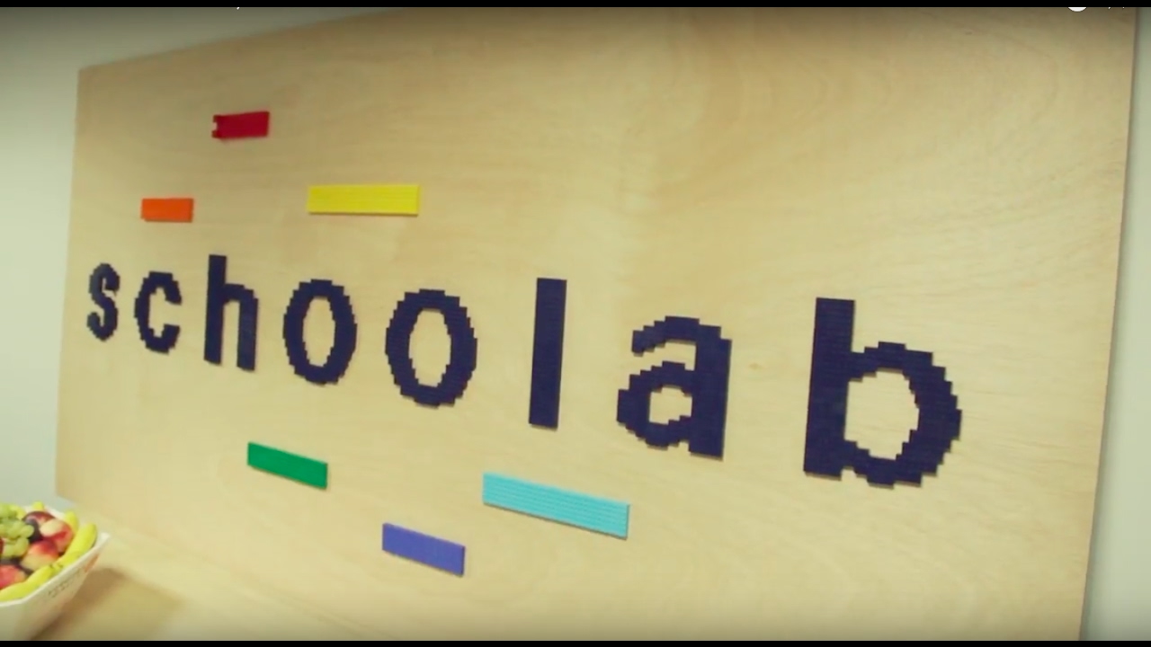 Présentation Schoolab, l'Innovation Studio - YouTube