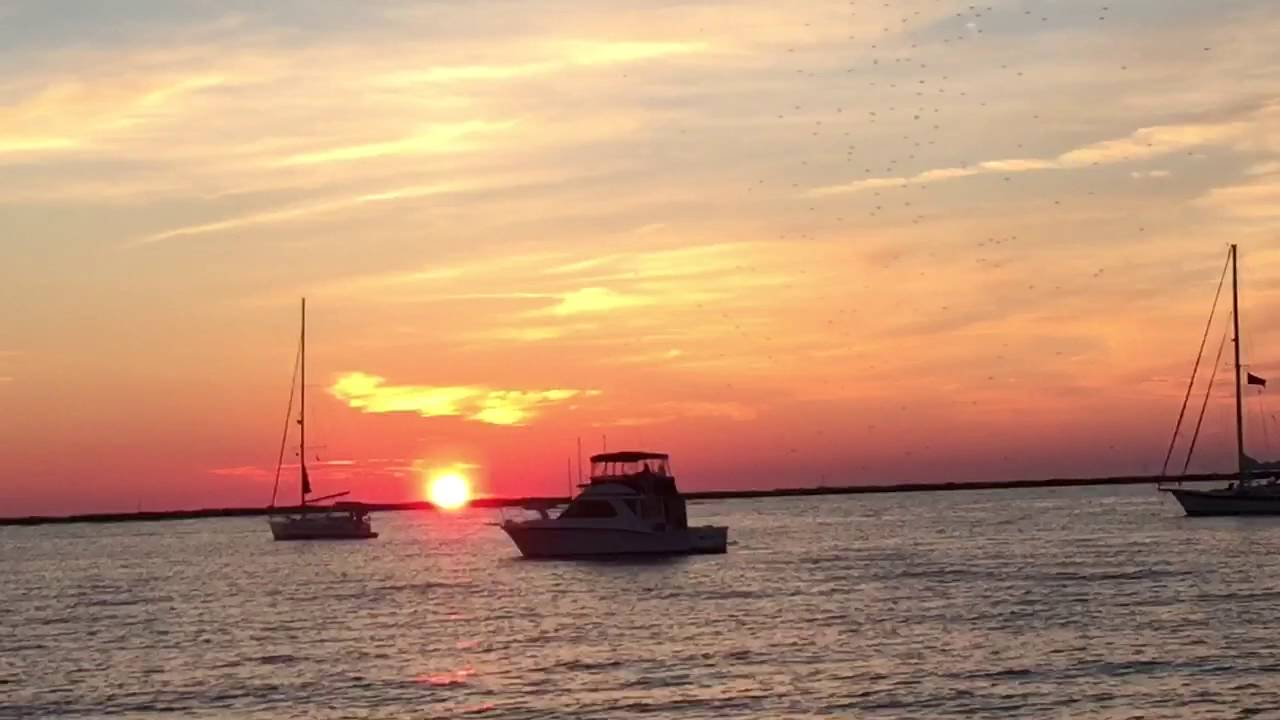 Amazing sunset-Muskegon - YouTube