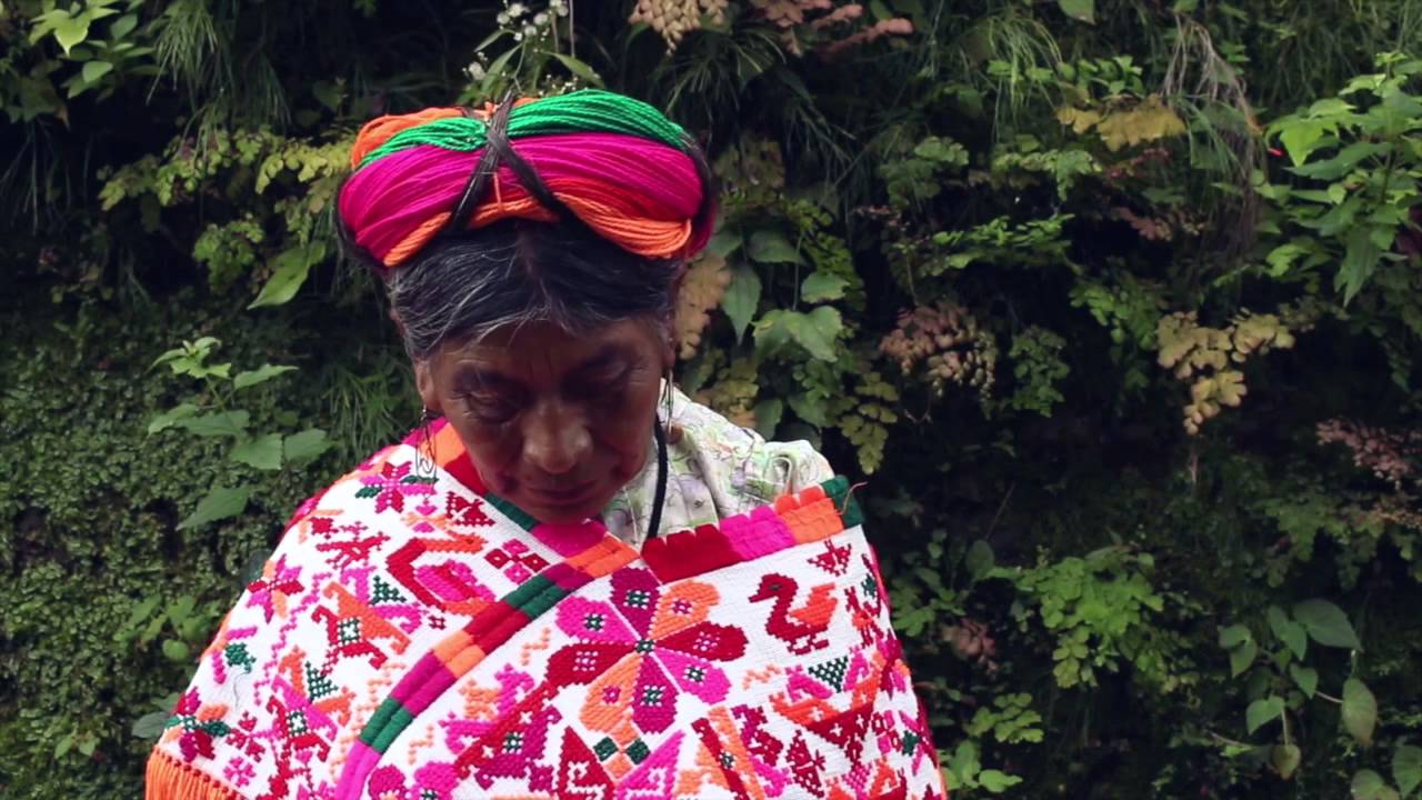 Tejiendo historias. El legado cultural de nuestros pueblos - YouTube