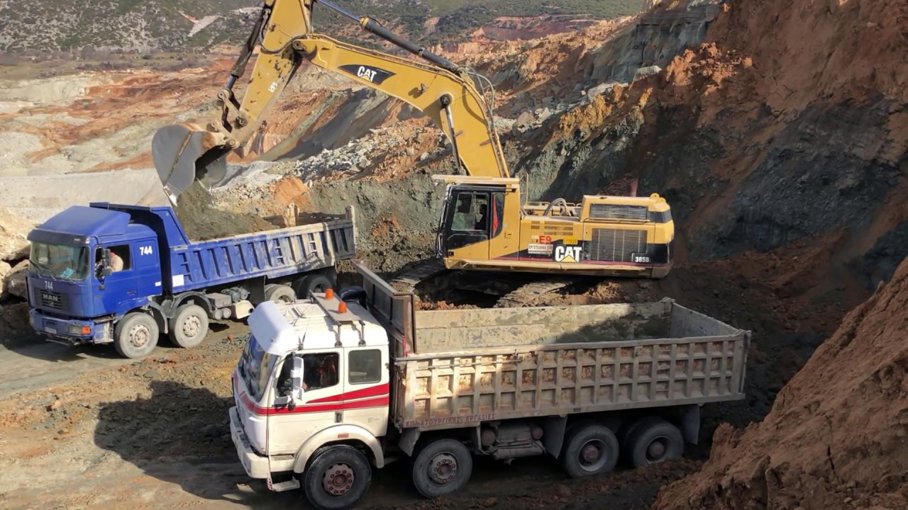 Caterpillar 365B Excavator Loading Trucks - Diastasi Ateve - YouTube