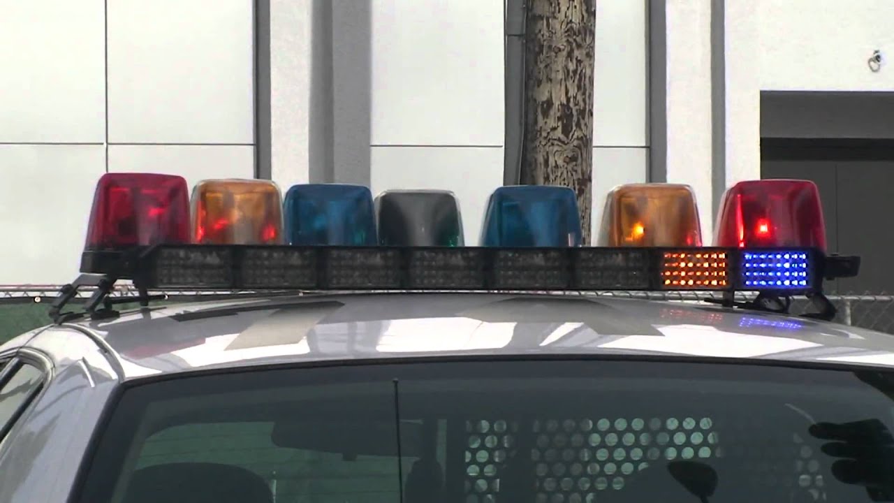 Back of LVMPD LED Lightbar - YouTube