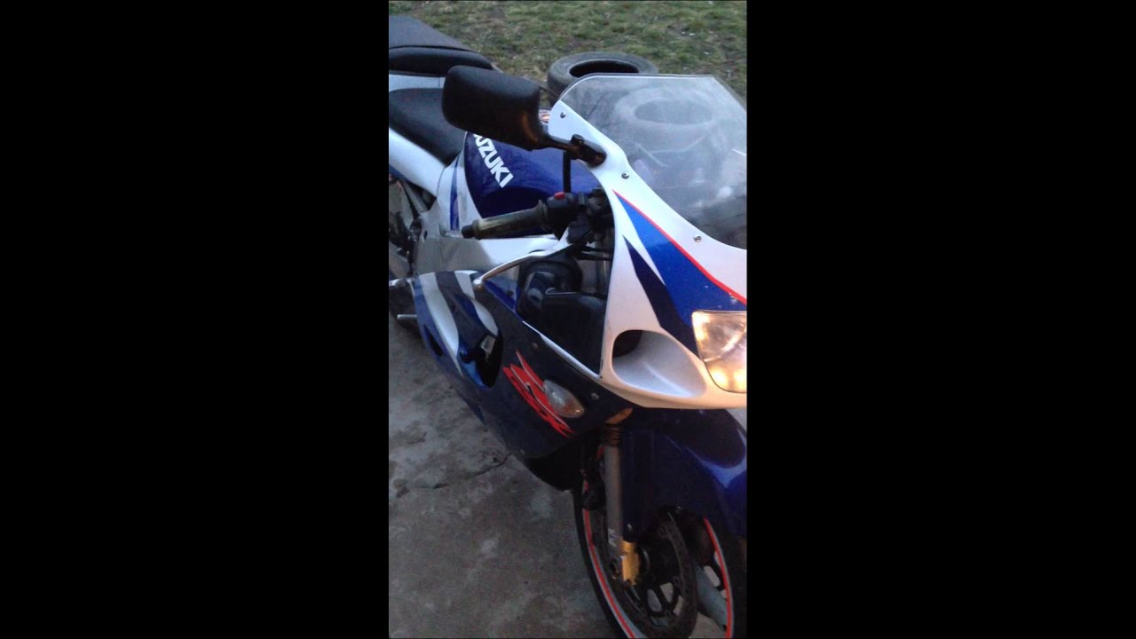 Suzuki GSXR 600 SRAD 97' START 2 - YouTube
