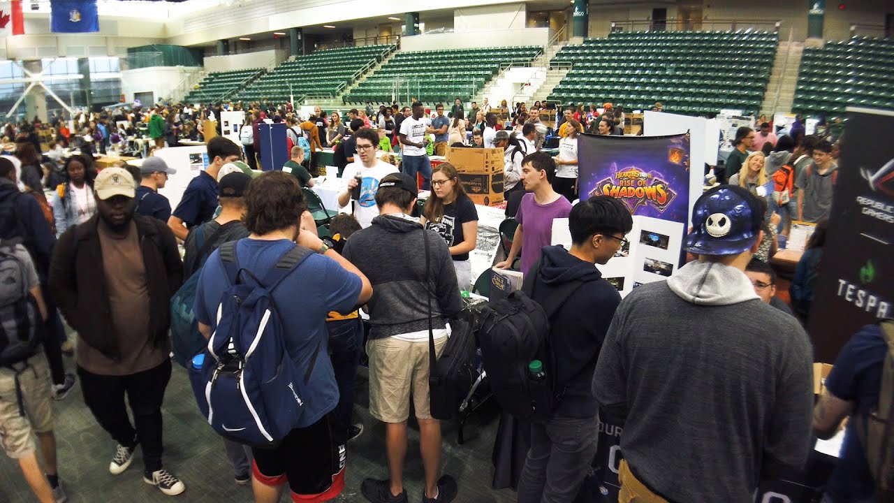 Students make connections at the Student Involvement Fair - YouTube