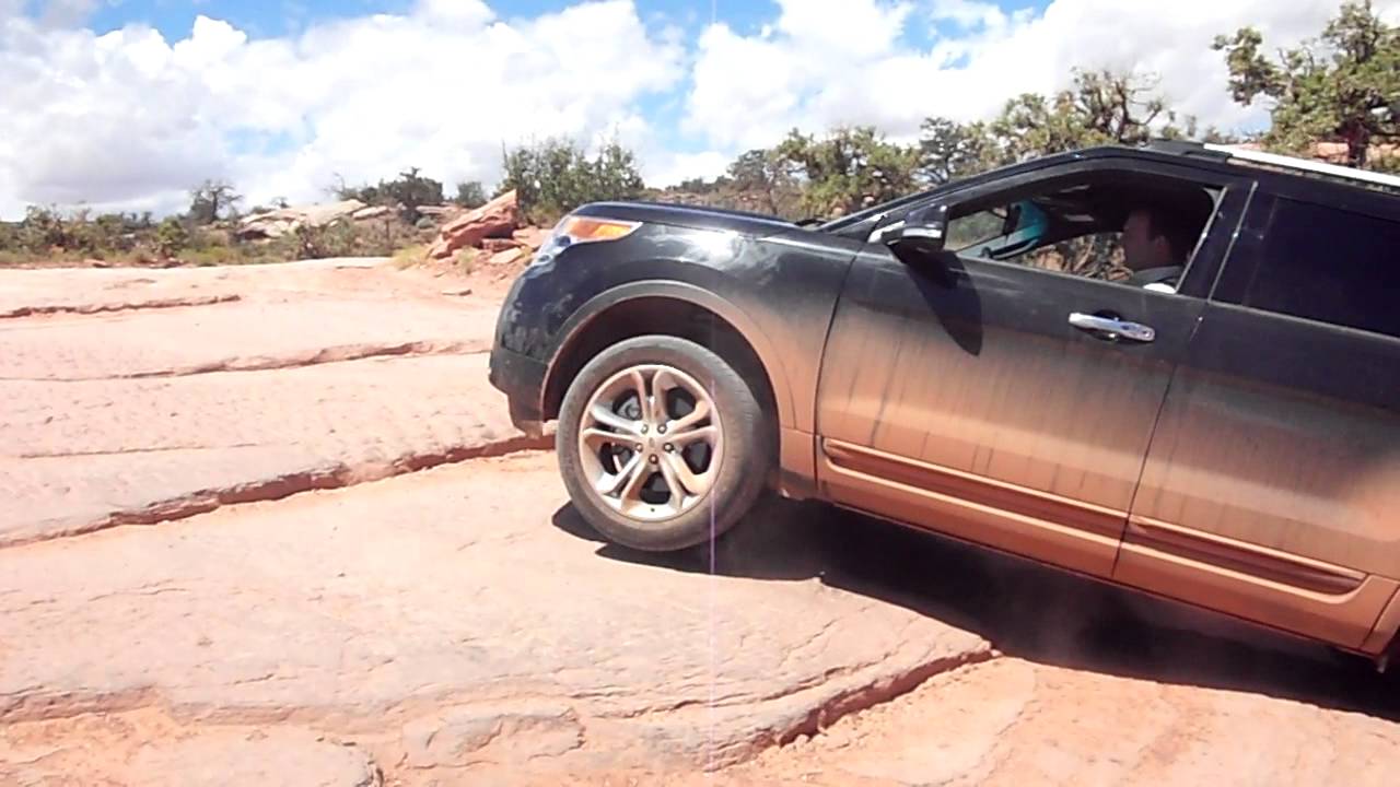 Moab traction controll on Gemini Bridges road - YouTube
