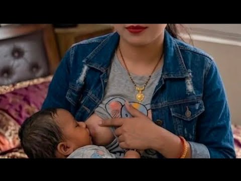 Breastfeeding vlog feeding time Mera gudda bhar byeth k kya kha rha h