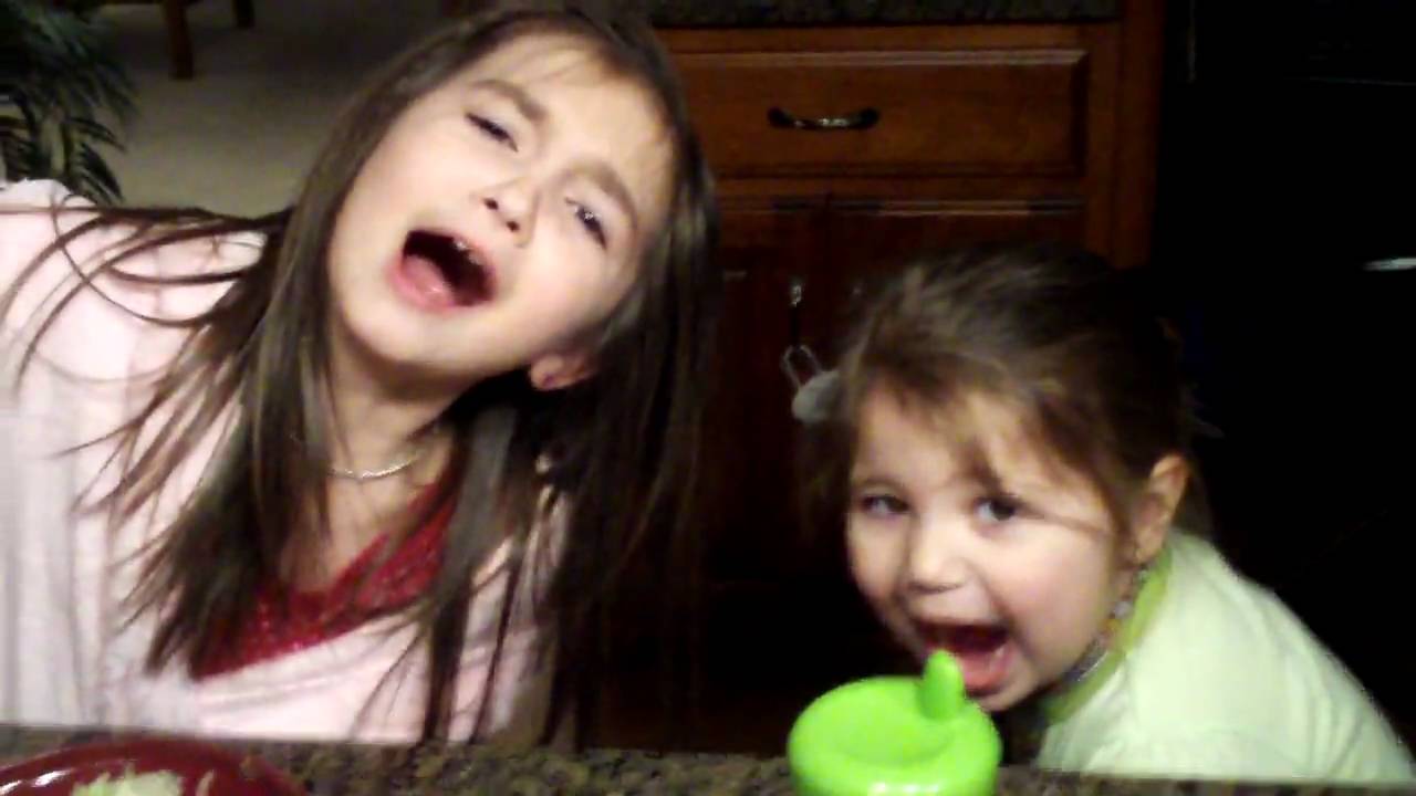 Abby and Gracie Show 2 March 7 2009 - YouTube
