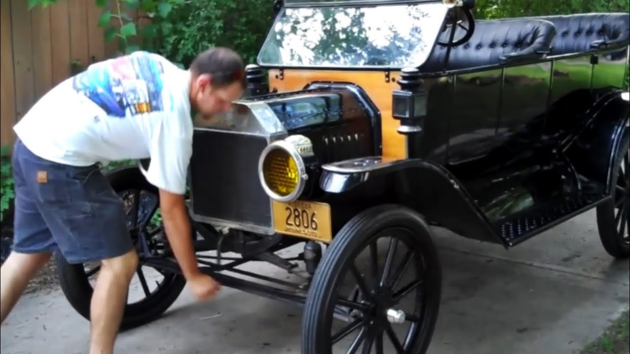 Manually Engine Starting Ford Model T and Enjoy Drive it. - YouTube