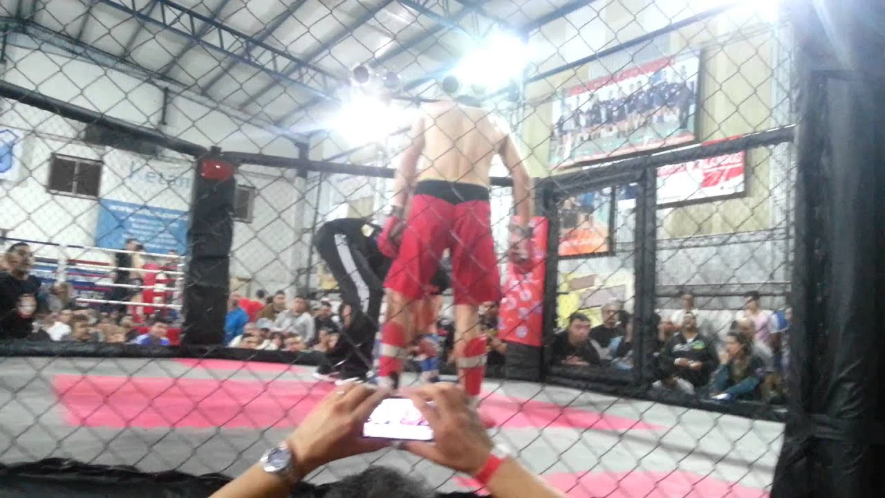 Leonel Ricc - Our Town MMA Club de la pelea 2 - YouTube