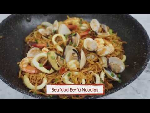 Seafood Ee-fu Noodles - YouTube