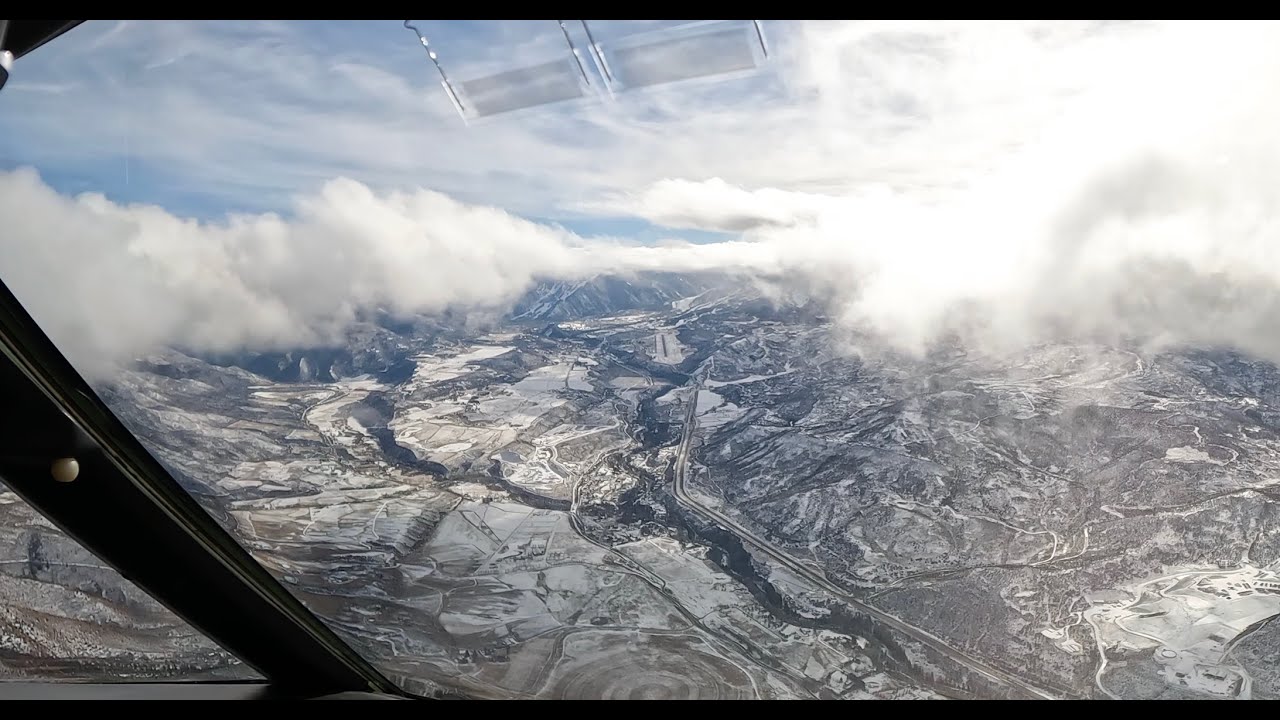 Landing Aspen, Colorado from East - Cockpit Timelapse - YouTube