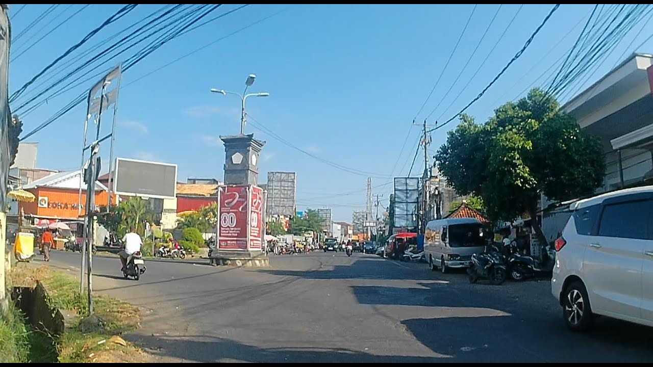 Melewati Pasar Seririt - YouTube