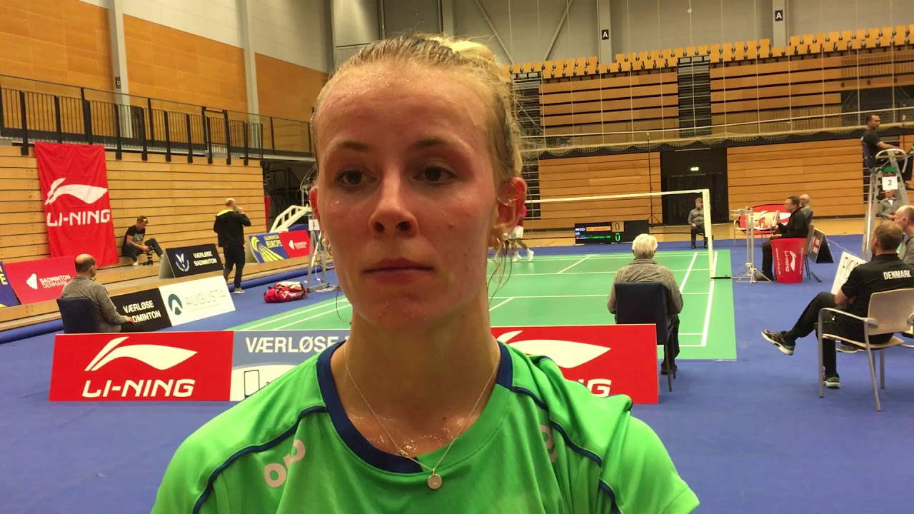 Blichfeldt: Cadeau til Line Christophersen - YouTube