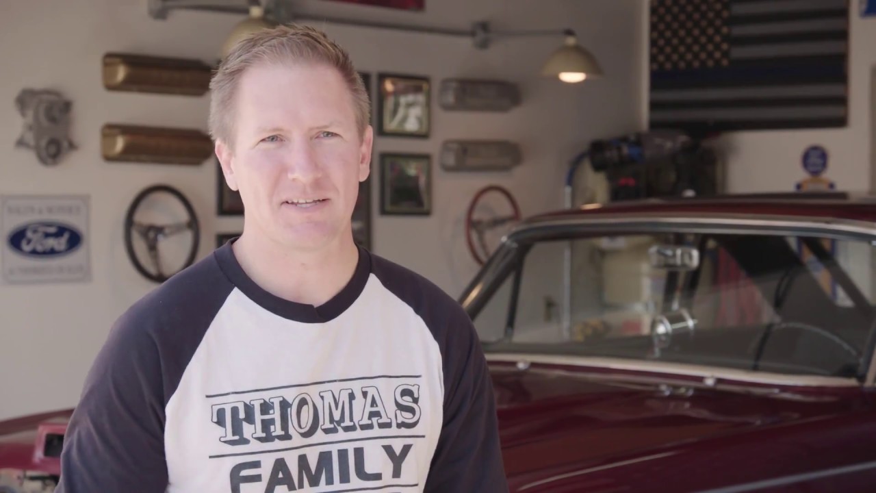 Mike Thomas joins the 2018 SEMA BOTB Competition - YouTube