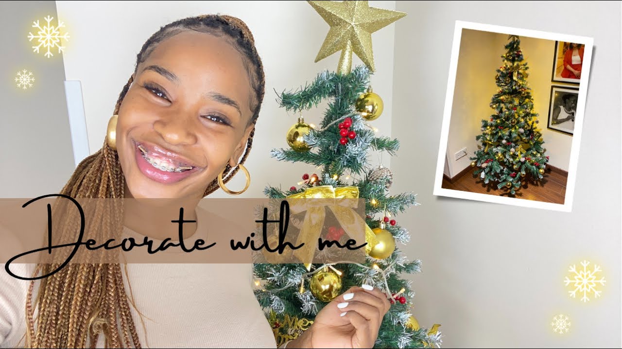 VLOGMAS | Day 6 | Christmas Tree Decoration + Chit Chat | Childhood ...