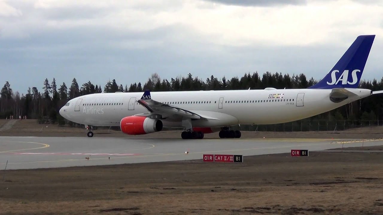 Scandinavian Airlines System SAS Airbus A330 343 close up @OSL - YouTube