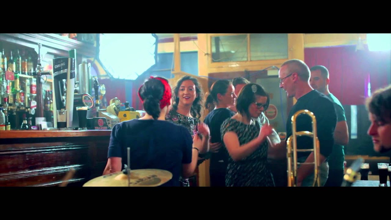 The Cosmic Funk Band - Do You Wanna Dance? - YouTube