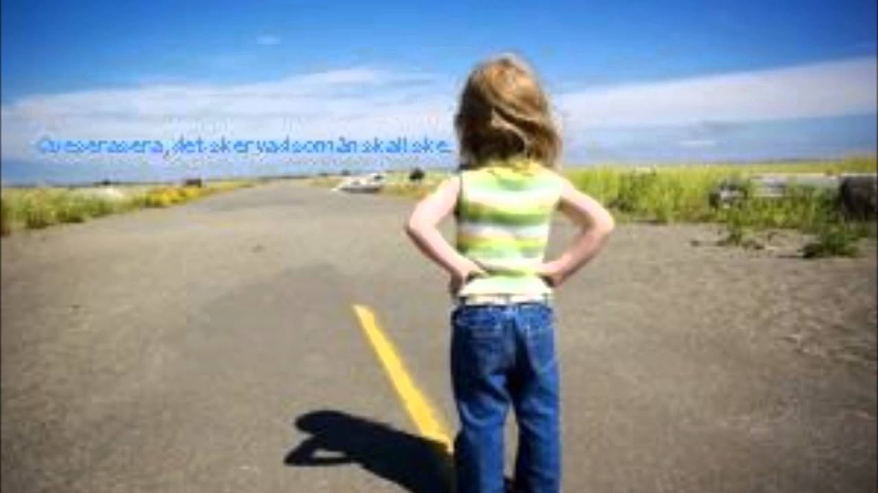 Que Sera, Sera (på svenska) med Christine Bivefors - "Det sker vad som ...